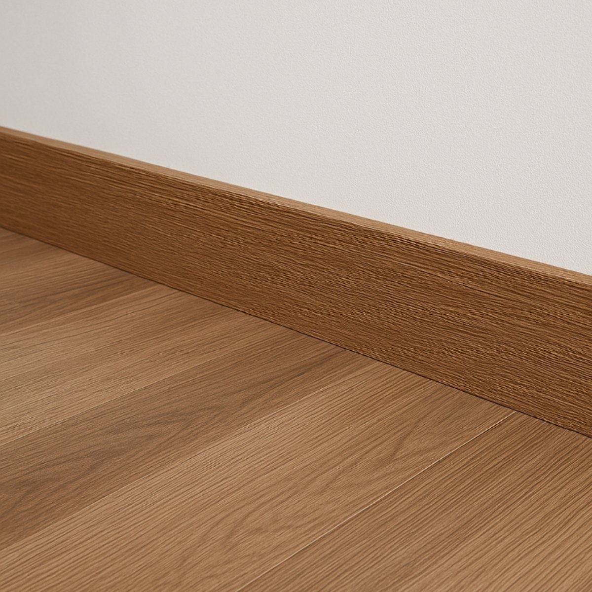 Rodapé Alto Relevo Poliestireno Liso 7X1X200 - Carvalho Amadeirado